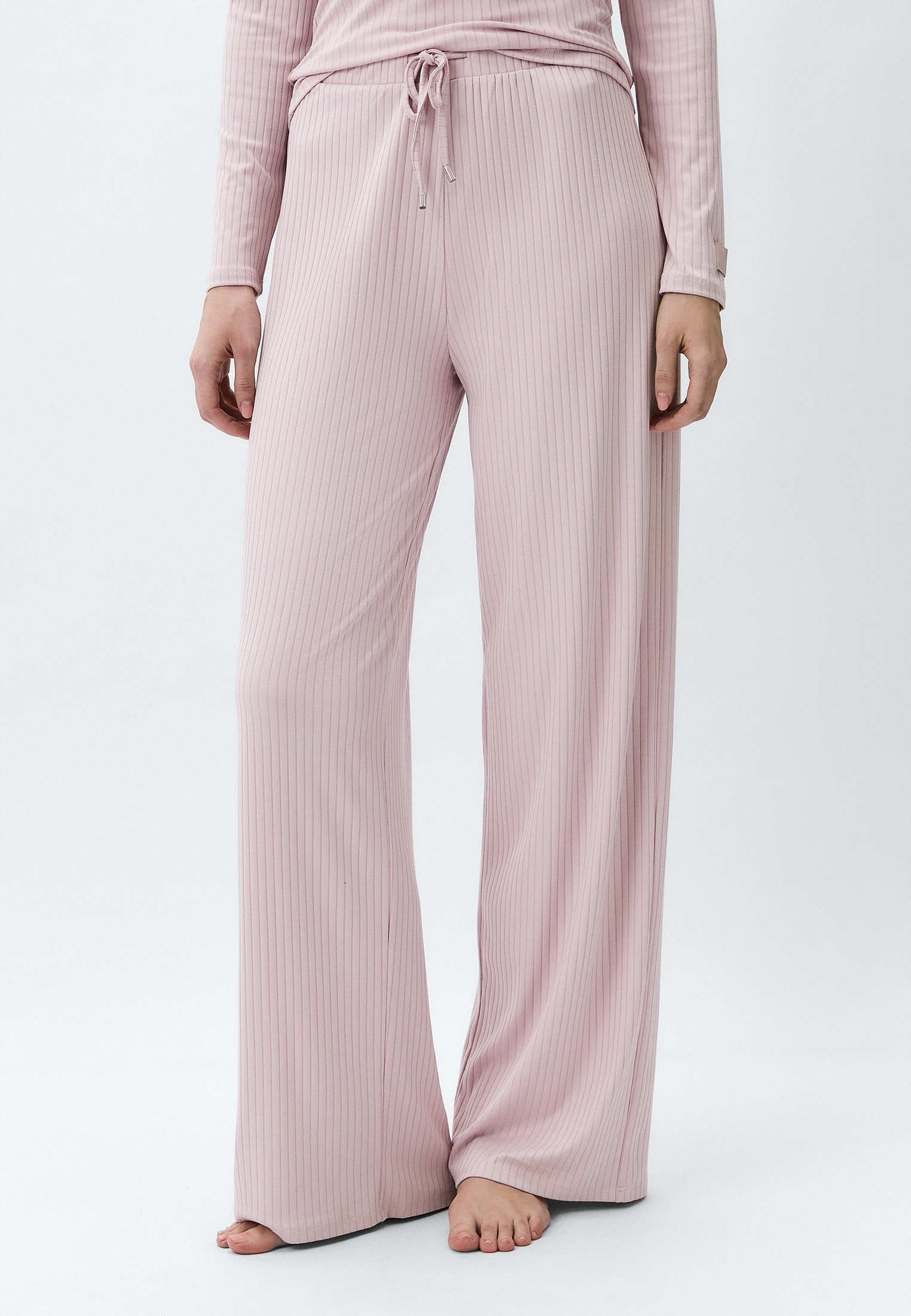 Брюки домашние Guess, цвет: розовый, RTLADP024201 — купить в интернет ...