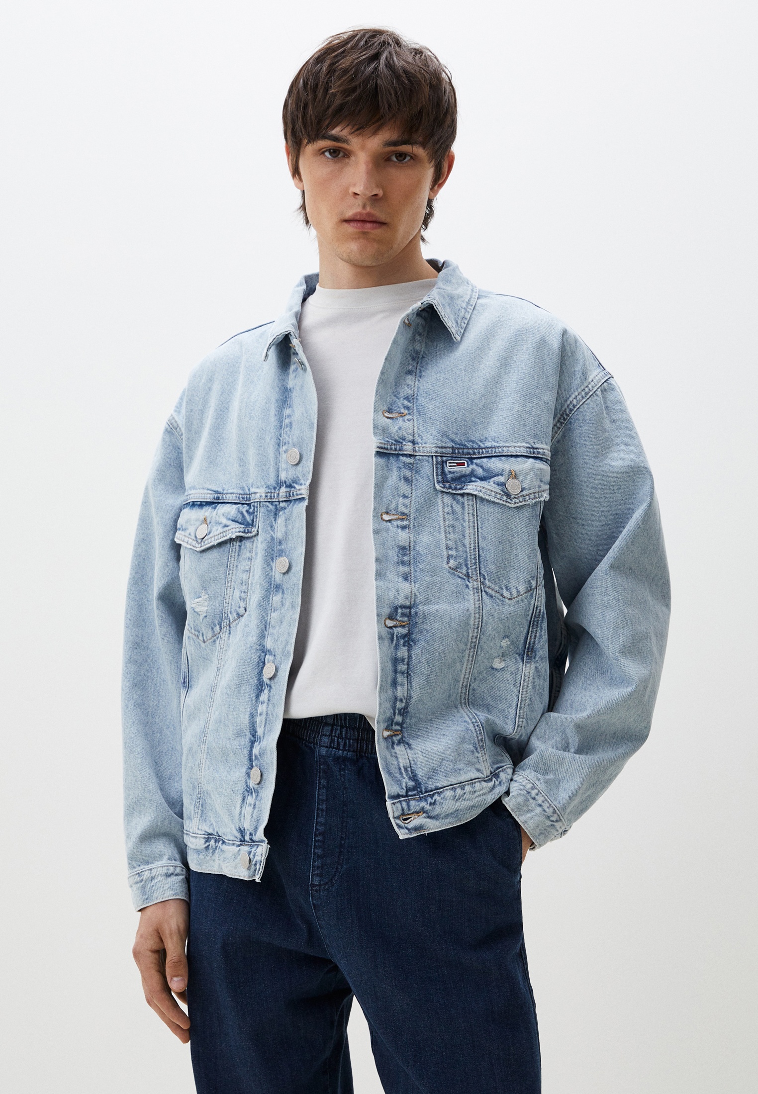 Куртка джинсовая Tommy Jeans, цвет: голубой, RTLADL246502 — купить в ...