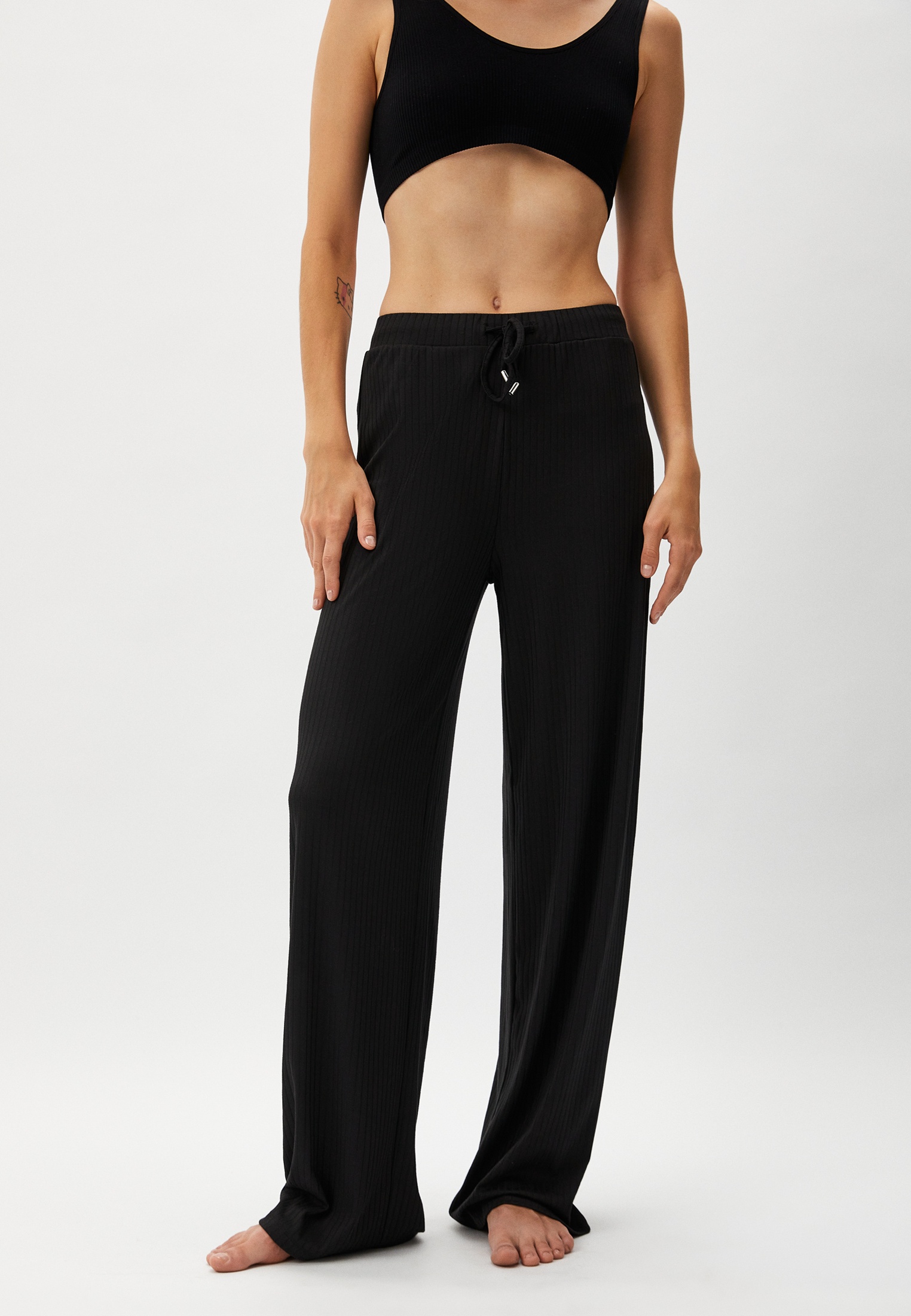 Брюки домашние Guess, цвет: черный, RTLAEA403701 — купить в интернет ...