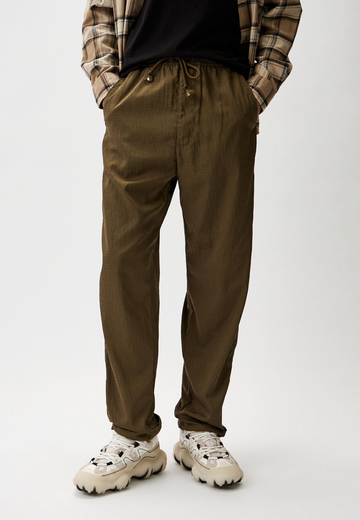 Брюки Diesel, цвет: хаки, RTLADQ345701 — купить в интернет-магазине Lamoda