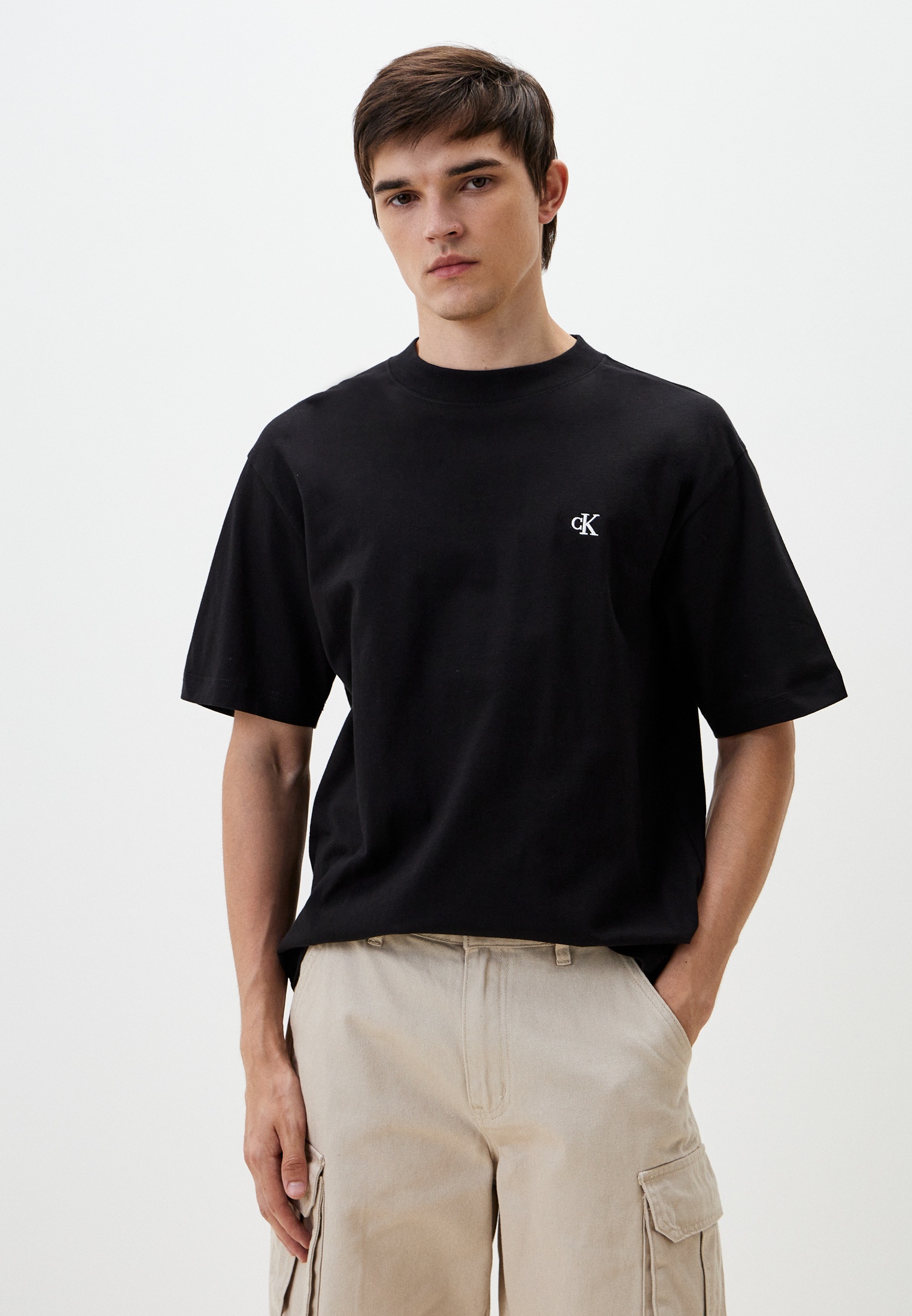 Футболка Calvin Klein Jeans, цвет: черный, RTLADS357101 — купить в ...