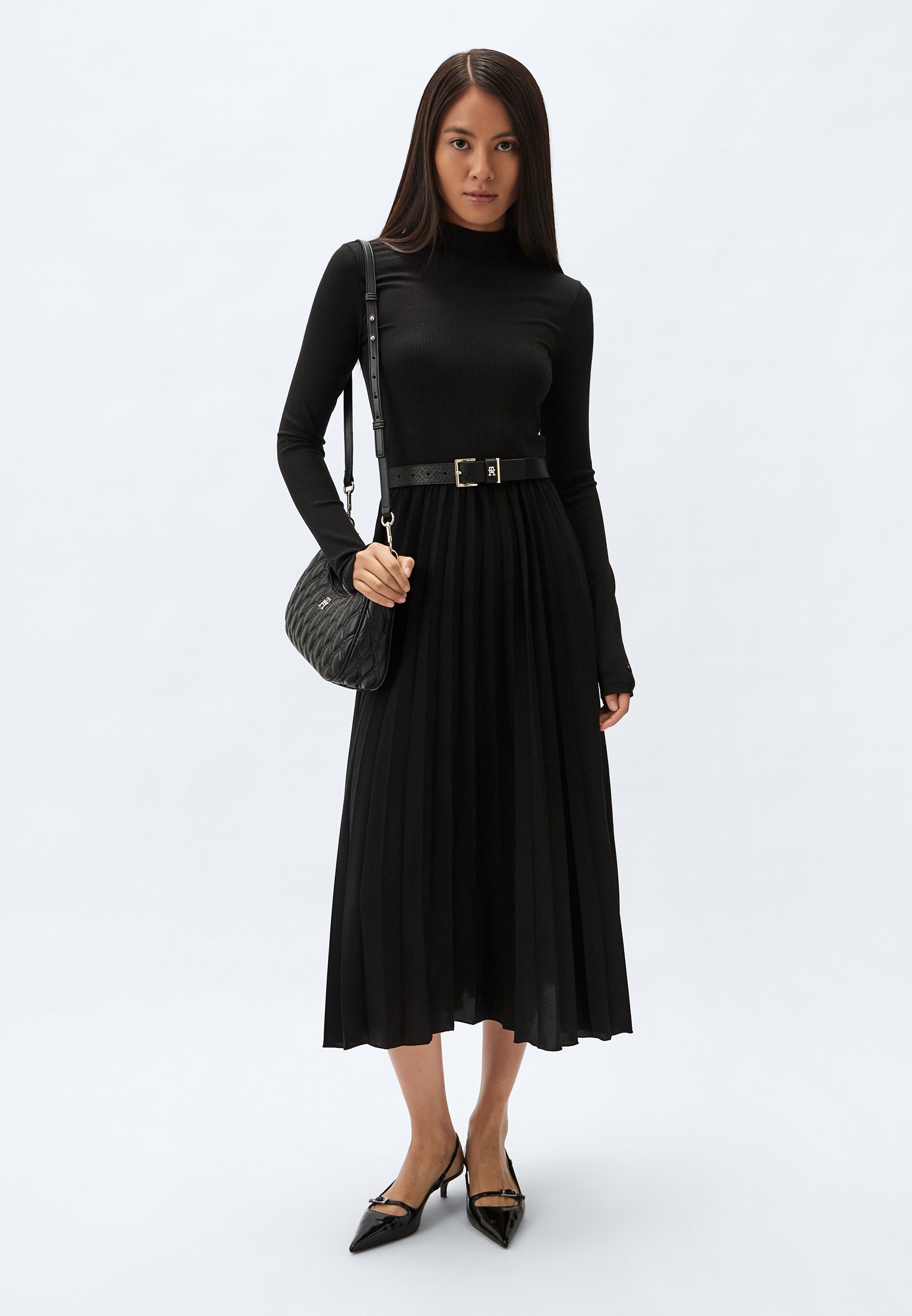 Платье Tommy Hilfiger, цвет: черный, RTLADU005901 — купить в интернет ...