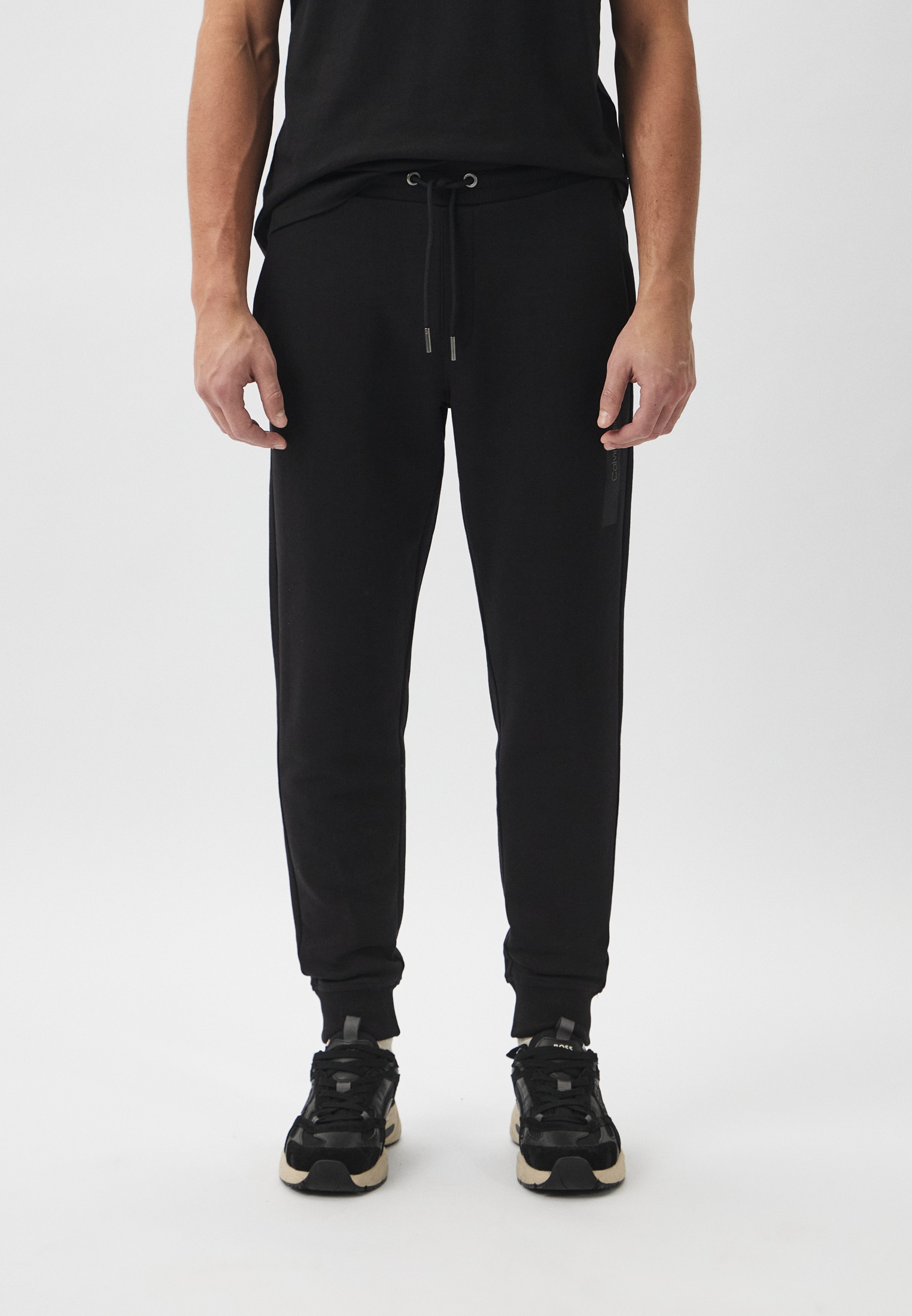 Брюки спортивные Calvin Klein, цвет: черный, RTLADY934801 — купить в ...