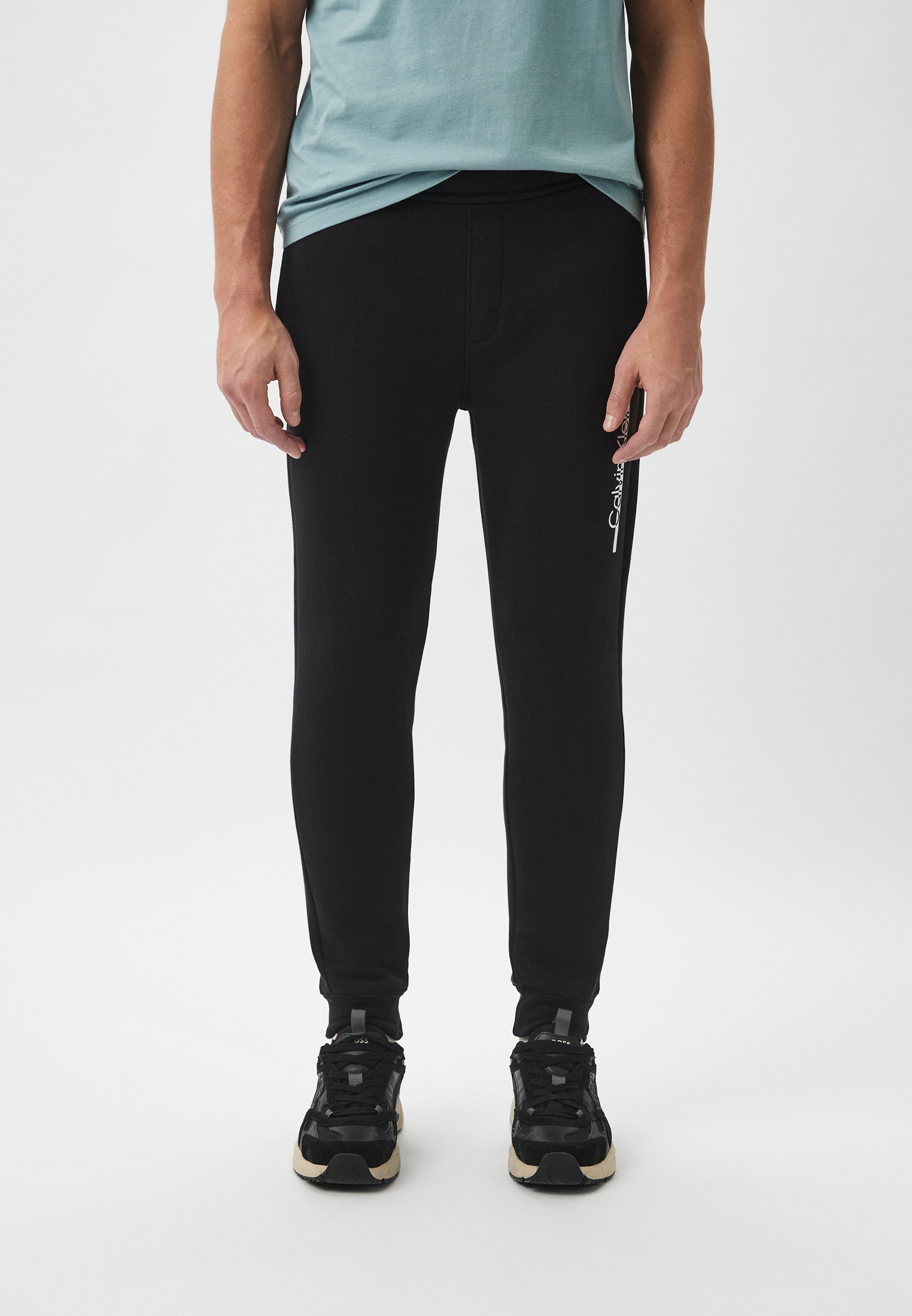 Брюки спортивные Calvin Klein, цвет: черный, RTLADY935201 — купить в ...