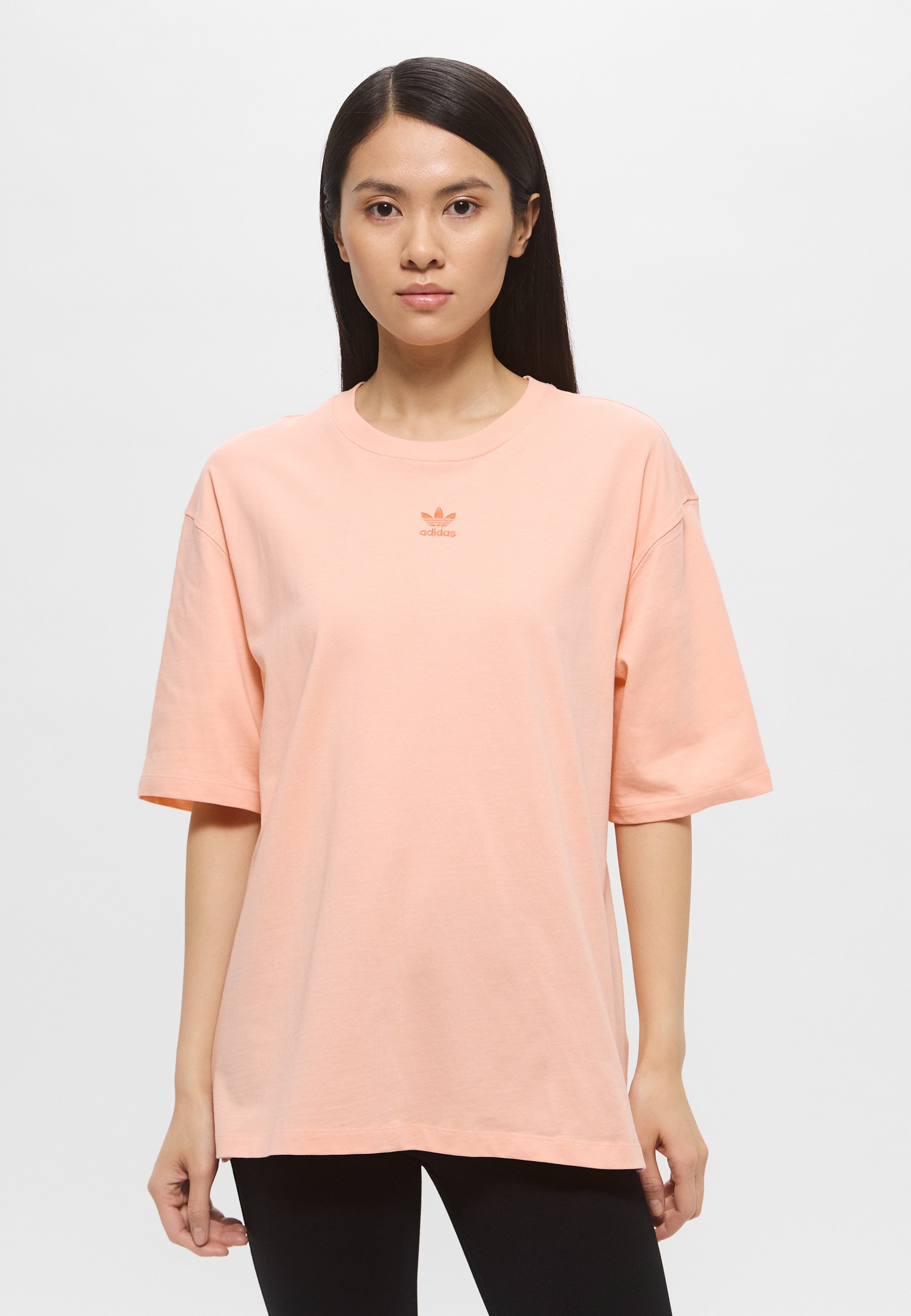 Футболка adidas Originals ESS BOYFR TEE, цвет: розовый, RTLADZ591601 — купить в интернет ...