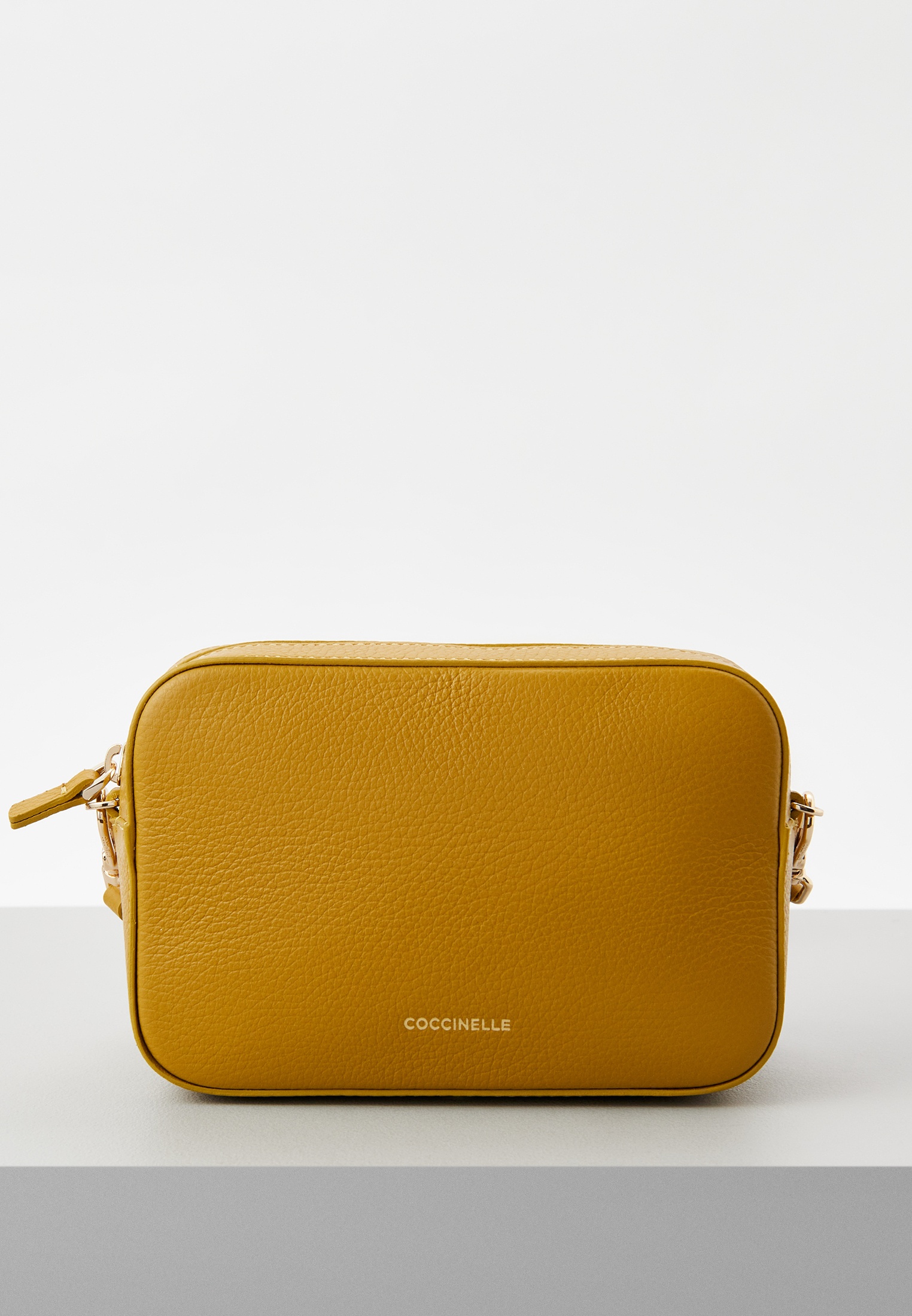 Сумка Coccinelle, цвет: хаки, RTLADZ767601 — купить в интернет-магазине ...