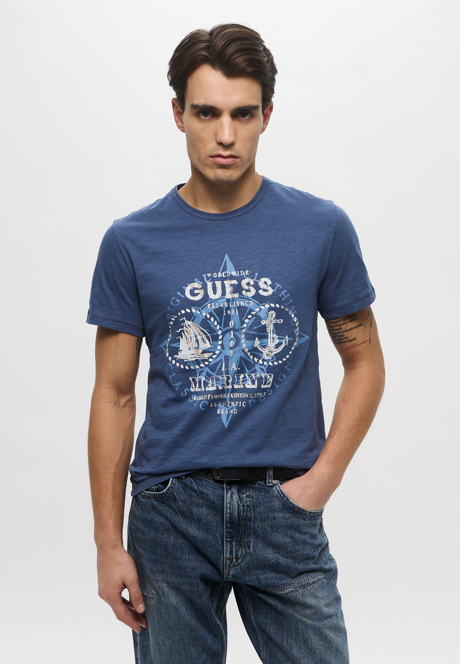Футболка Guess, цвет: синий, RTLAEA609201 — купить в интернет-магазине ...