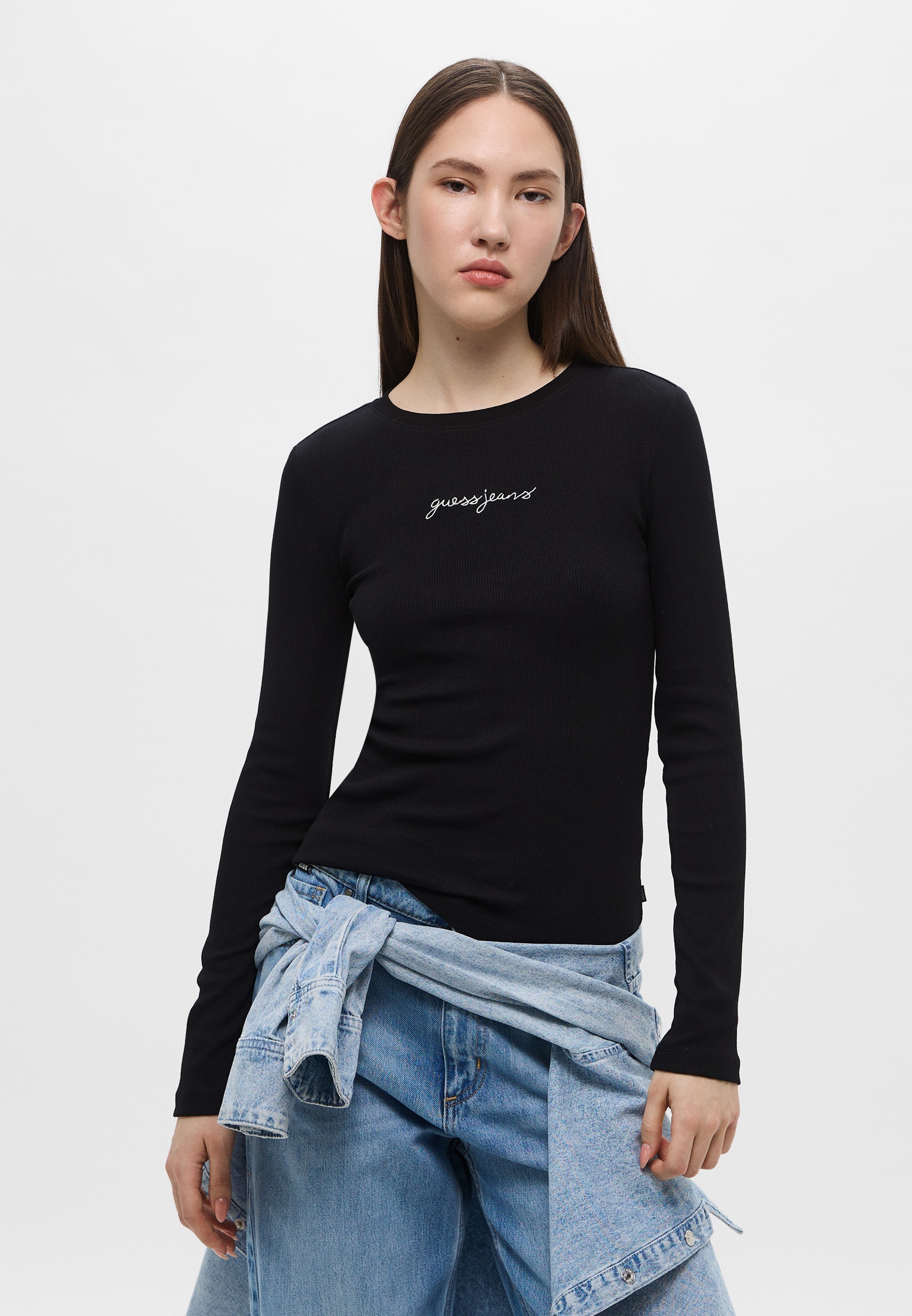 Лонгслив Guess Jeans, цвет: черный, RTLAEB224001 — купить в интернет ...
