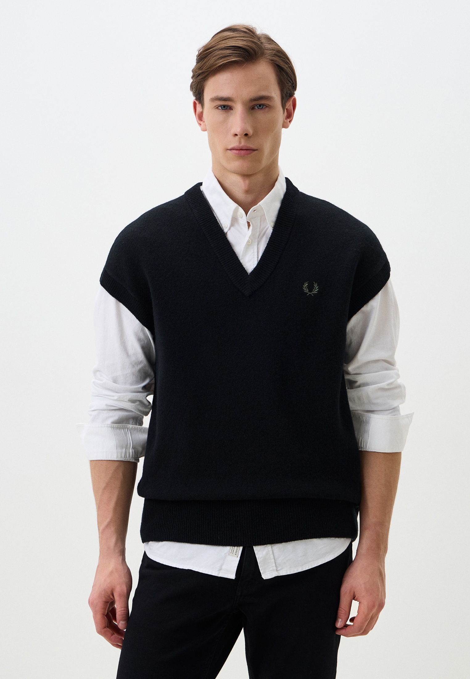 Жилет Fred Perry, цвет: черный, RTLAEC061701 — купить в интернет ...