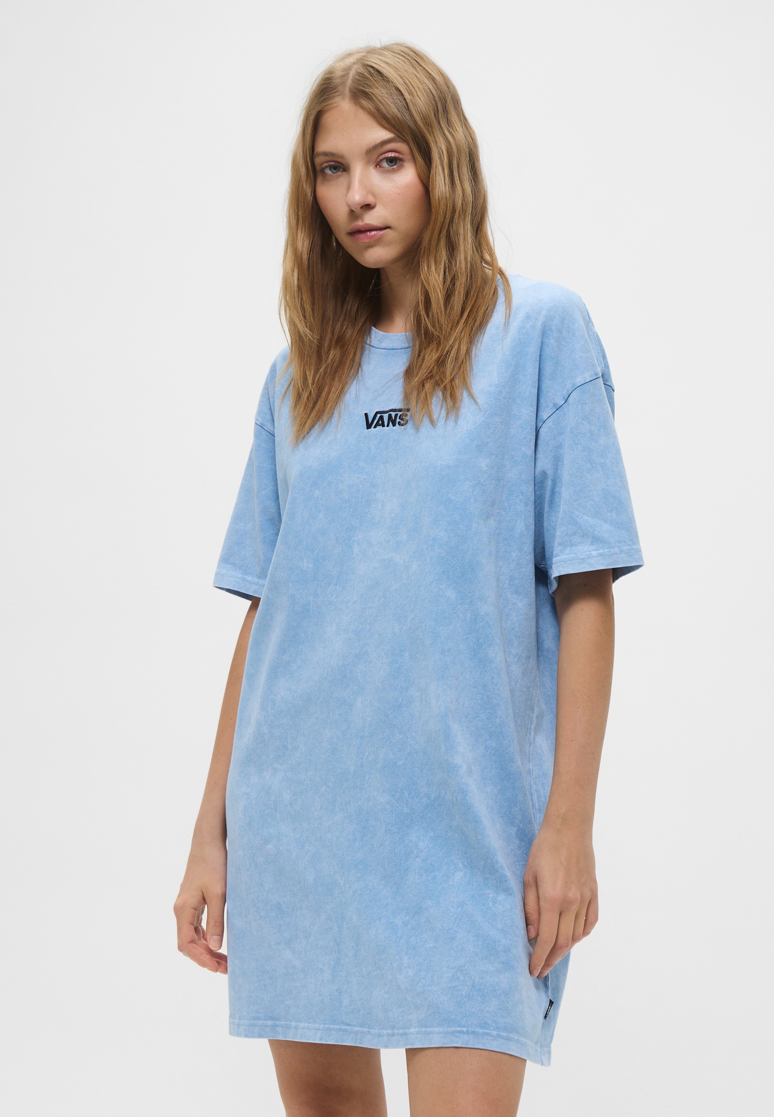 Платье Vans CENTER VEE WASH TEE DRESS, цвет: голубой, RTLAEE415901 ...
