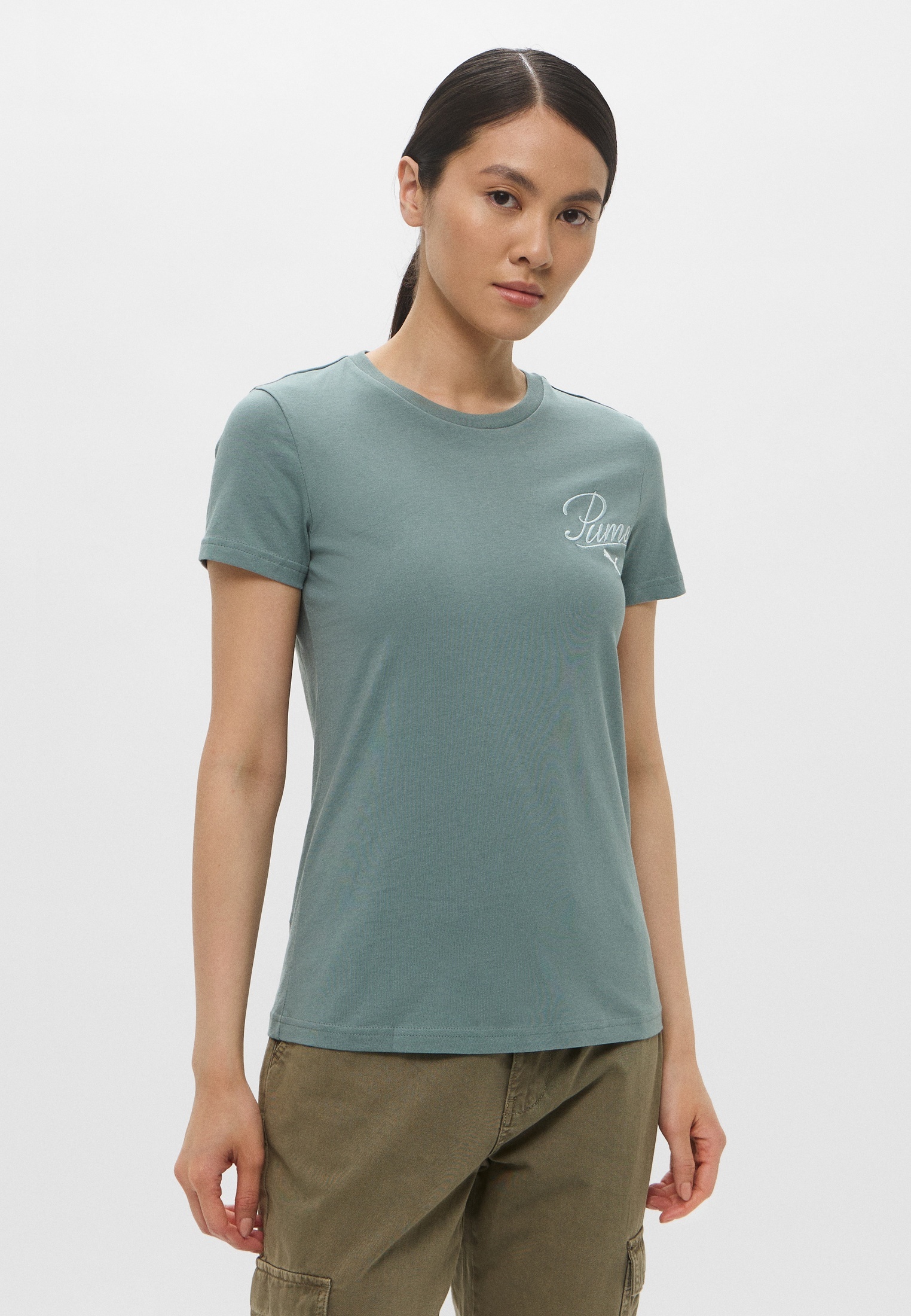 Футболка PUMA ESS SCRIPT Tee, цвет: зеленый, RTLAEF322701 — купить в ...