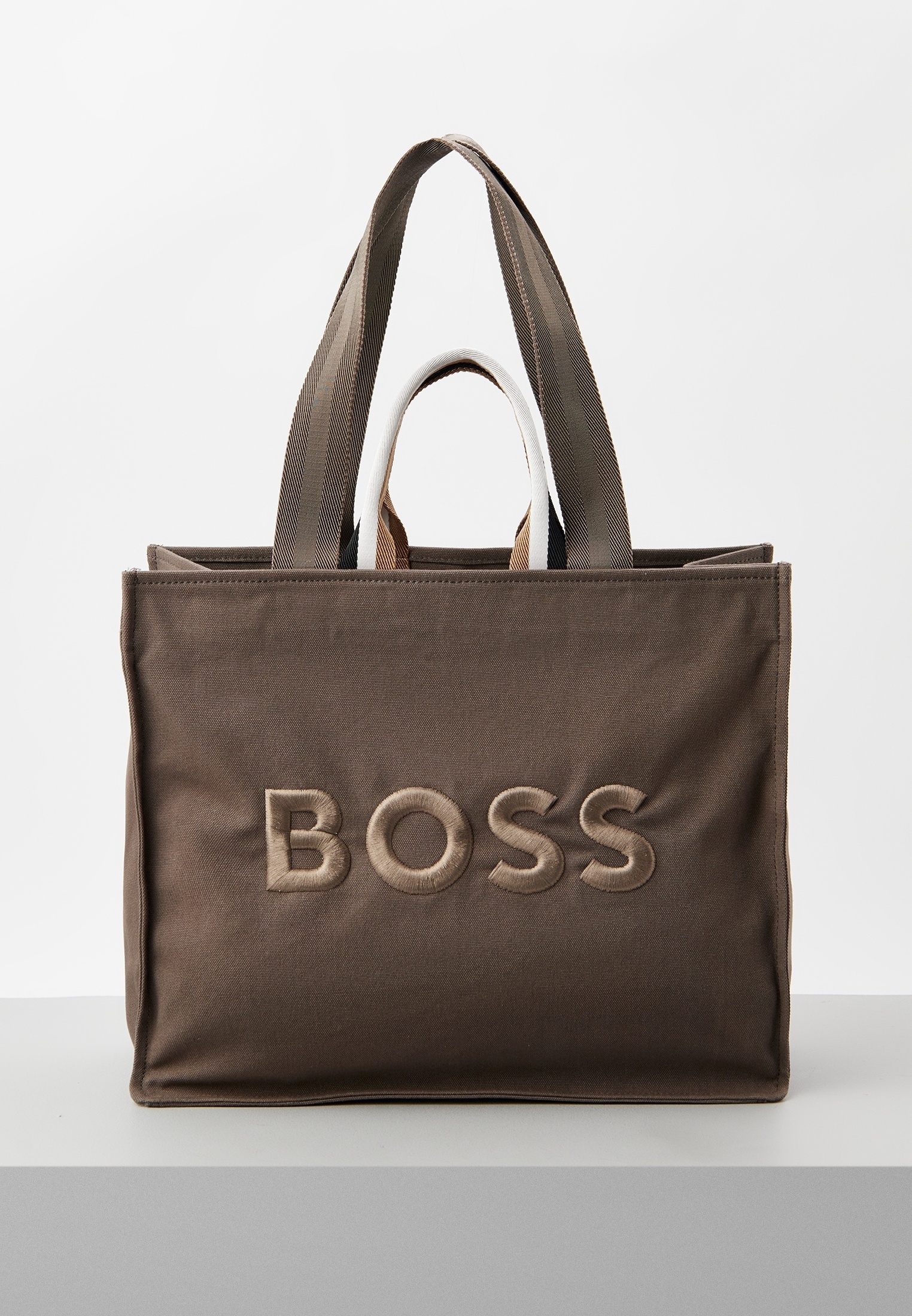 Сумка Boss Deva Tote OC, цвет: коричневый, RTLAEF882301 — купить в ...