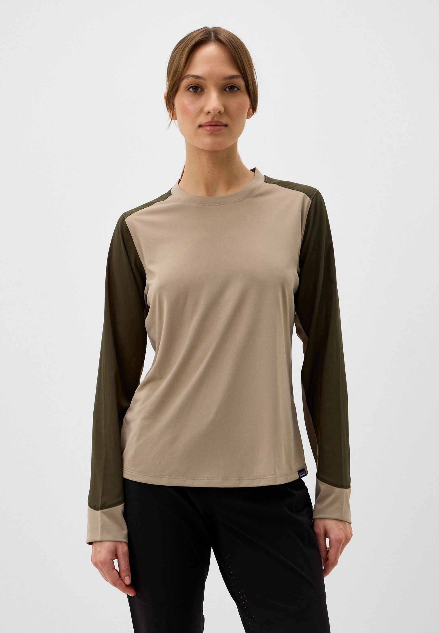 Лонгслив спортивный Patagonia W's L/S Dirt Craft Jersey, цвет: серый ...