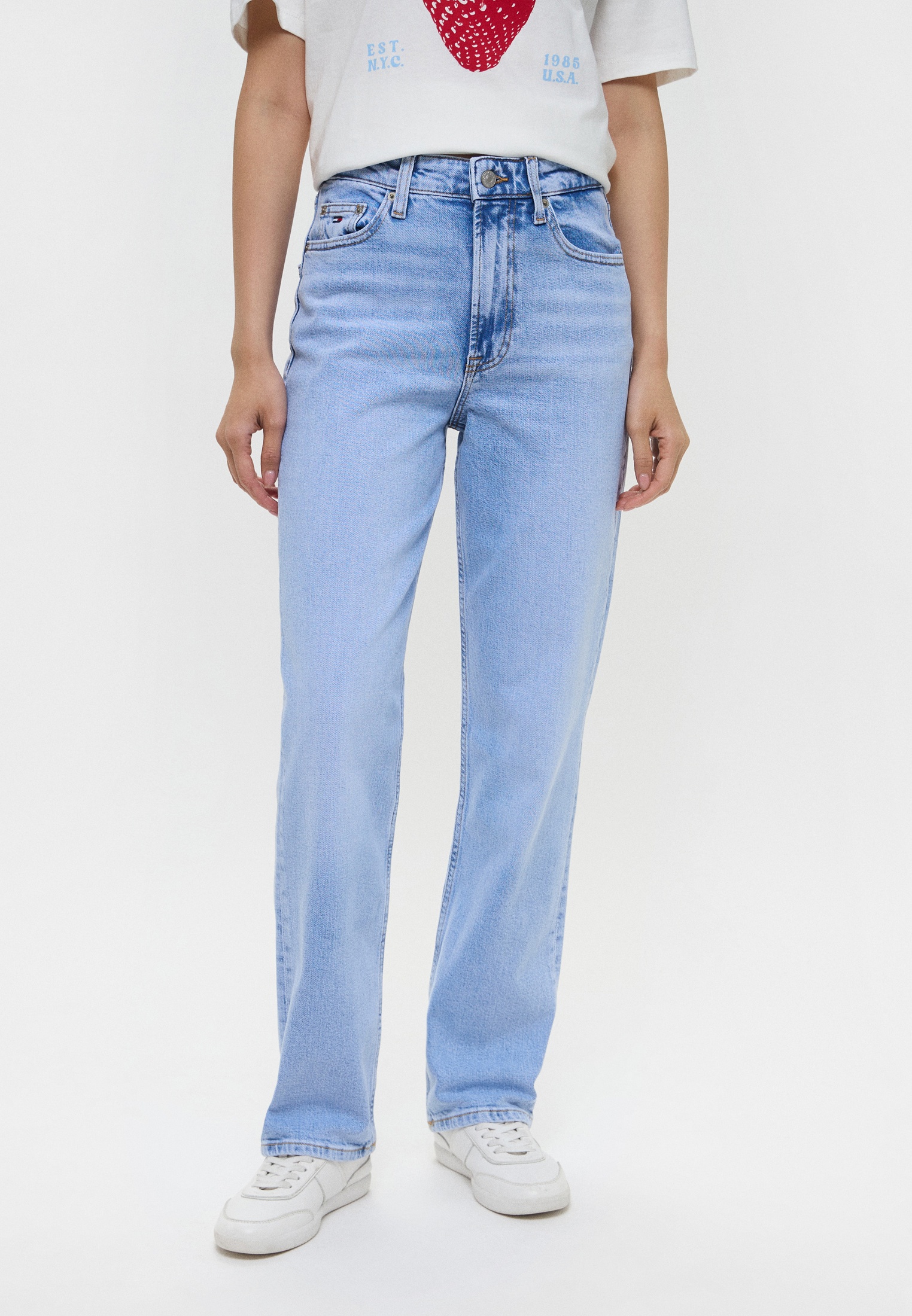 Джинсы Tommy Jeans LAYLA, цвет: голубой, RTLAEK402501 — купить в ...