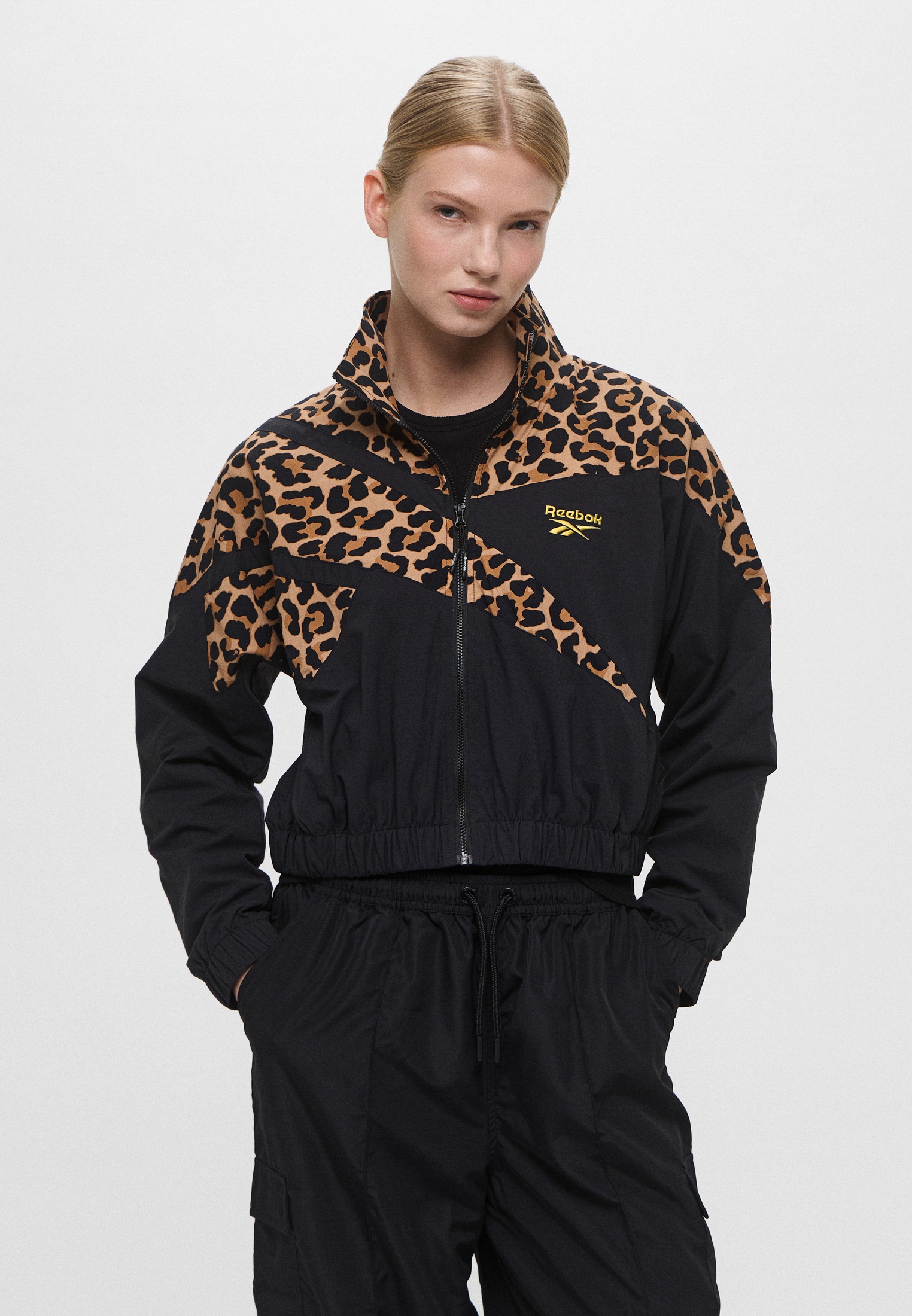 Ветровка Reebok ANIMAL PRINT AOP/BLACK, цвет: черный, RTLAEP047101 ...