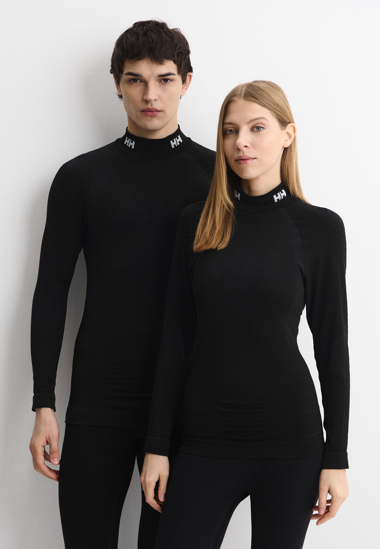 Термобелье верх Helly Hansen H1 PRO SEAMLESS GRAPHENE TOP, цвет: черный ...